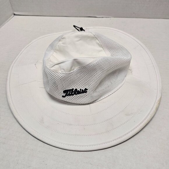 Titleist | Accessories | All Solid White Titleist Golf Symbol Of ...